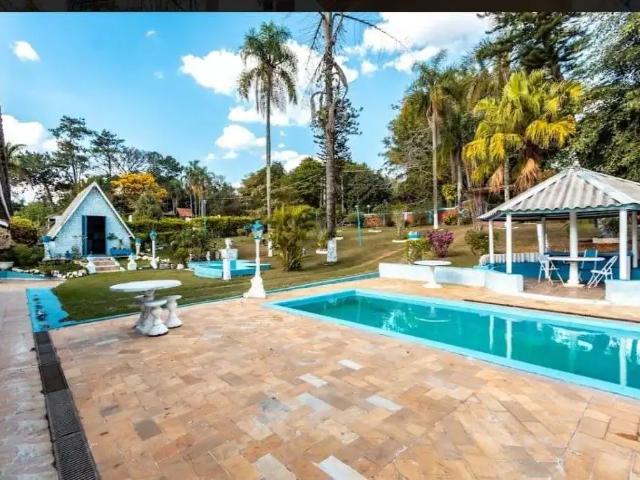 Sítio / Chácara para Locação em Salto/SP Condomínio Terras Romanas 5 Quartos