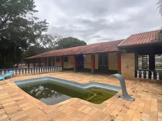 Sítio / Chácara para Locação em Taubaté/SP Barreiro 3 Quartos