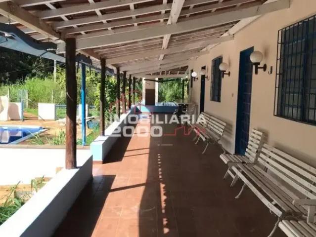 Sítio / Chácara para Locação em Uberlândia/MG Chácaras Eldorado 4 Quartos