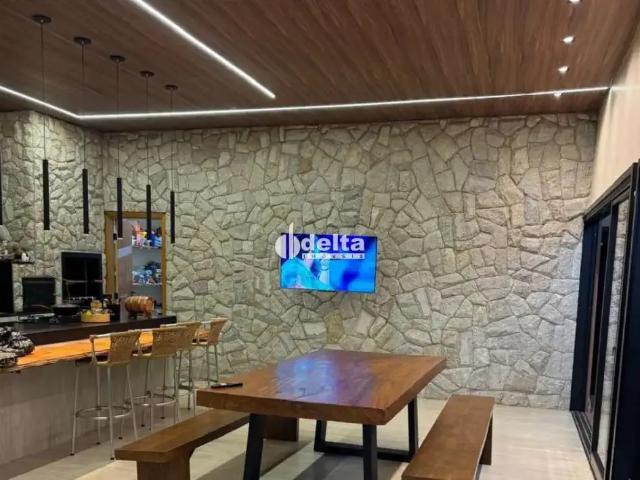 Sítio / Chácara para Locação em Uberlândia/MG Chácaras Eldorado 5 Quartos