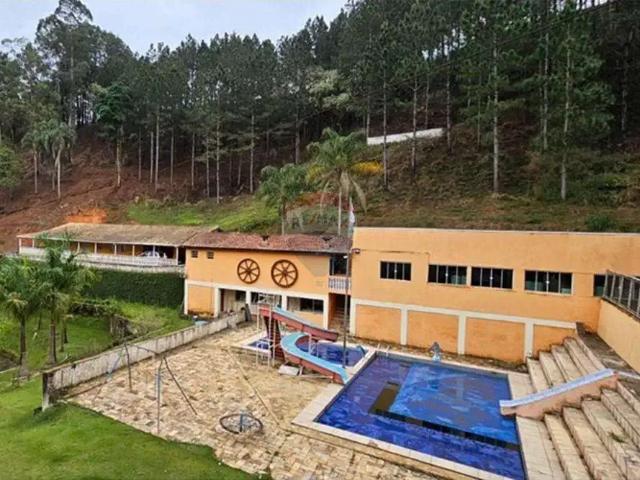 Sítio / Chácara para Locação em Várzea Paulista/SP Jardim Bertioga 8 Quartos