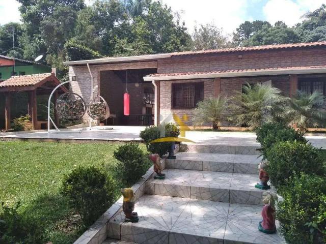 Sítio / Chácara para Venda em Cotia/SP Chácara Rincão 4 Quartos
