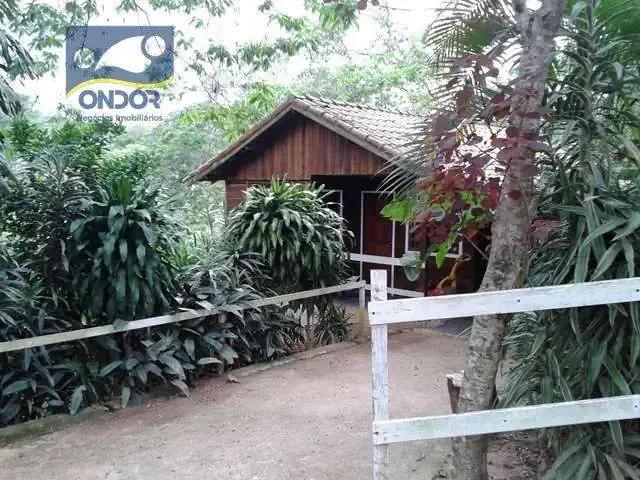 Sítio / Chácara para Venda em Cotia/SP Paisagem Casa Grande 3 Quartos