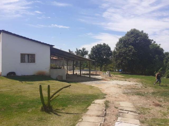 Sítio / Chácara para Venda em Caçapava/SP Marambaia 2 Quartos