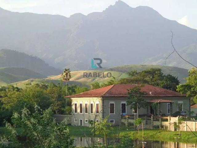 Sítio / Chácara para Venda em Cachoeira Paulista/SP Centro 8 Quartos