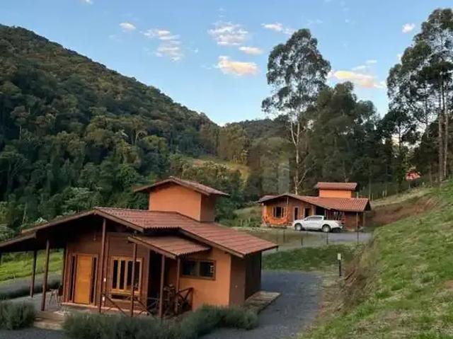 Sítio / Chácara para Venda em Camanducaia/MG Bom Jardim 4 Quartos