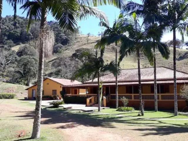 Sítio / Chácara para Venda em Cambuí/MG Centro 3 Quartos