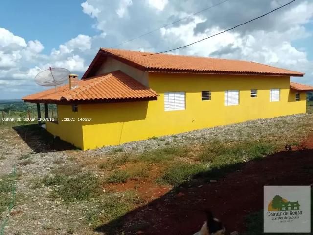 Sítio / Chácara para Venda em Cesário Lange/SP Zona Rural 3 Quartos