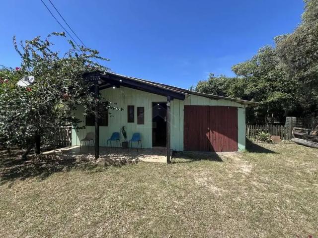 Sítio / Chácara para Venda em Cidreira/RS Lagoa da Fortaleza 2 Quartos