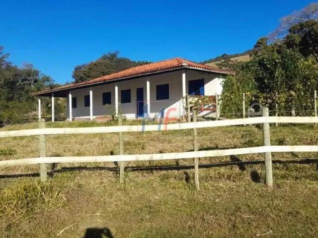 Sítio / Chácara para Venda em Cunha/SP Centro 3 Quartos