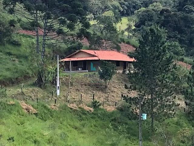 Sítio / Chácara para Venda em Cunha/SP Centro 2 Quartos