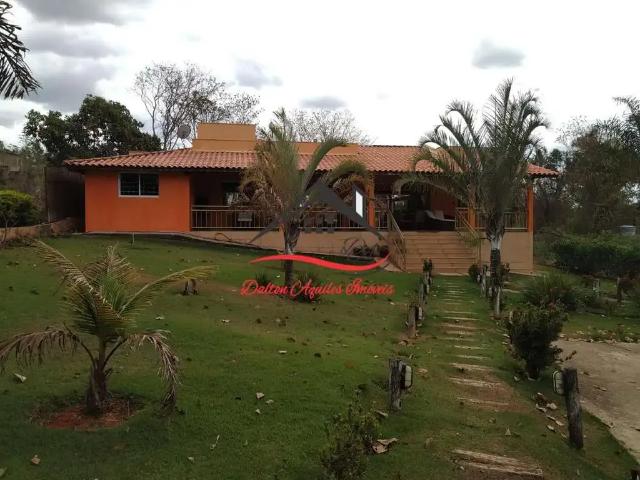 Sítio / Chácara para Venda em Curvelo/MG Zona Rural 4 Quartos