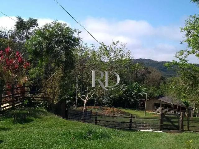 Sítio / Chácara para Venda em Antonina/PR Zona Rural 3 Quartos