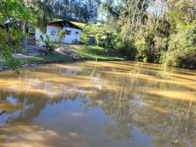Sítio / Chácara para Venda em Agudos do Sul/PR Centro 3 Quartos