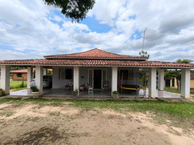 Sítio / Chácara para Venda em Alambari/SP Cercadinho 3 Quartos