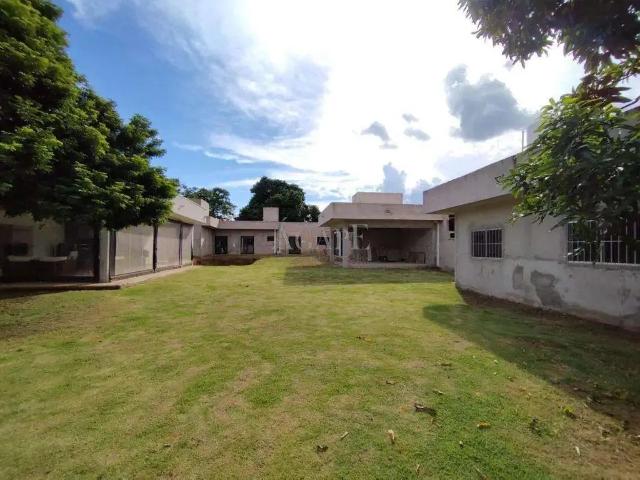 Sítio / Chácara para Venda em Artur Nogueira/SP Residencial Califórnia 4 Quartos