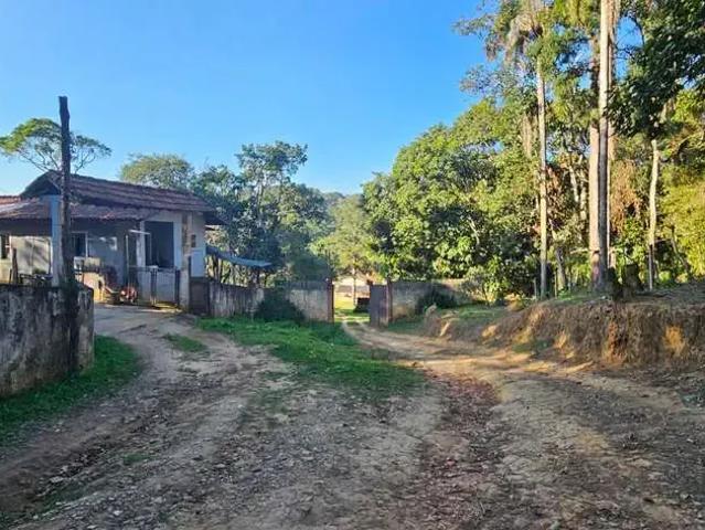Sítio / Chácara para Venda em Arujá/SP Fazenda Velha