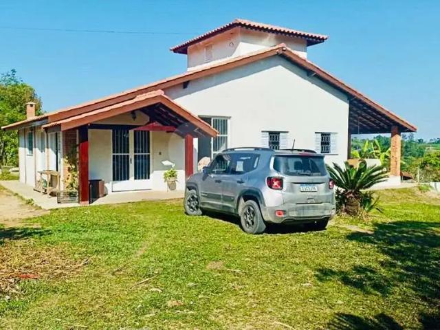 Sítio / Chácara para Venda em Araçoiaba da Serra/SP Centro 3 Quartos