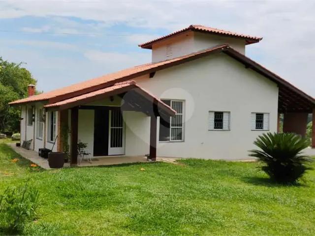 Sítio / Chácara para Venda em Araçoiaba da Serra/SP Residencial Pomares 3 Quartos