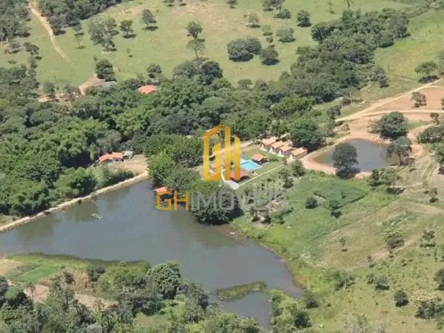 Sítio / Chácara para Venda em Aragoiânia/GO Centro 4 Quartos