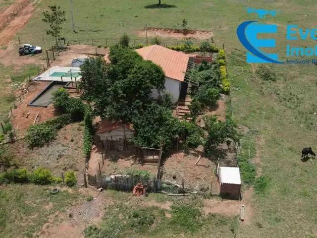 Sítio / Chácara para Venda em Araguari/MG Área Rural de Araguari 4 Quartos