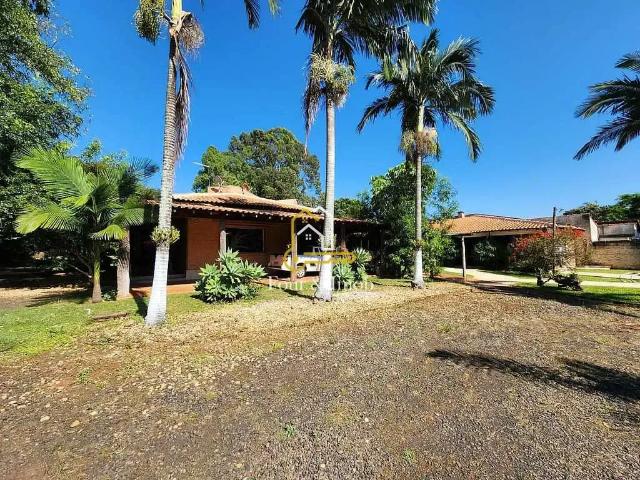 Sítio / Chácara para Venda em Araraquara/SP Chácara Flora Araraquara 4 Quartos