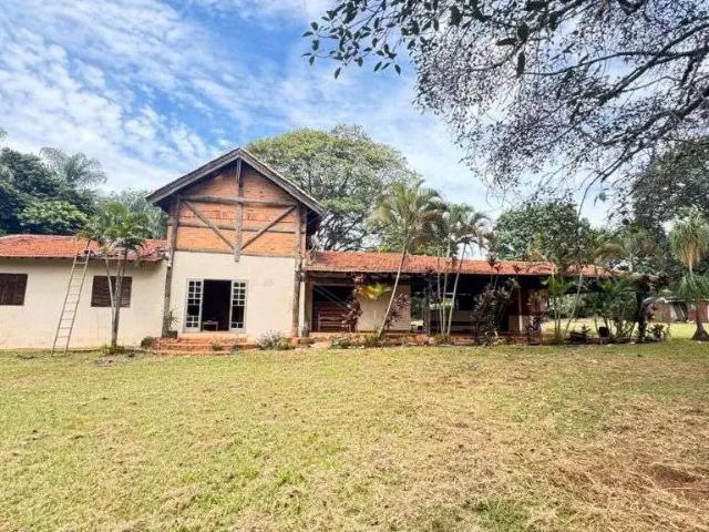 Sítio / Chácara para Venda em Araraquara/SP Chácara Flora Araraquara 3 Quartos