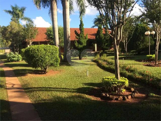 Sítio / Chácara para Venda em Araraquara/SP Parque Planalto 5 Quartos