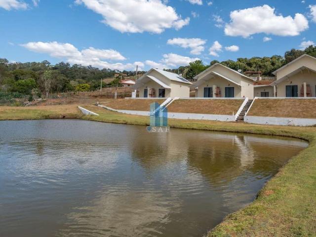 Sítio / Chácara para Venda em Atibaia/SP Cachoeira 11 Quartos