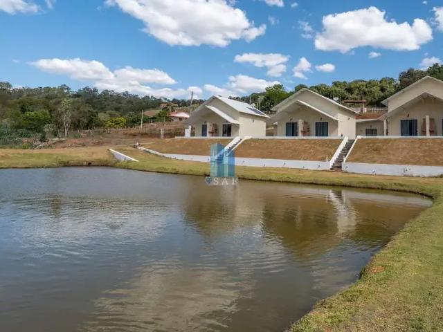 Sítio / Chácara para Venda em Atibaia/SP Cachoeira 11 Quartos