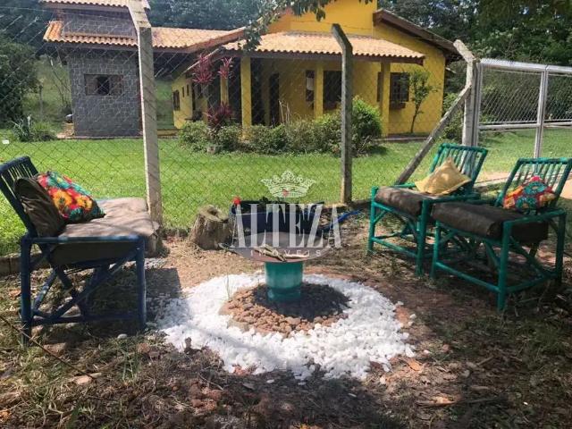 Sítio / Chácara para Venda em Atibaia/SP Laranjal 3 Quartos