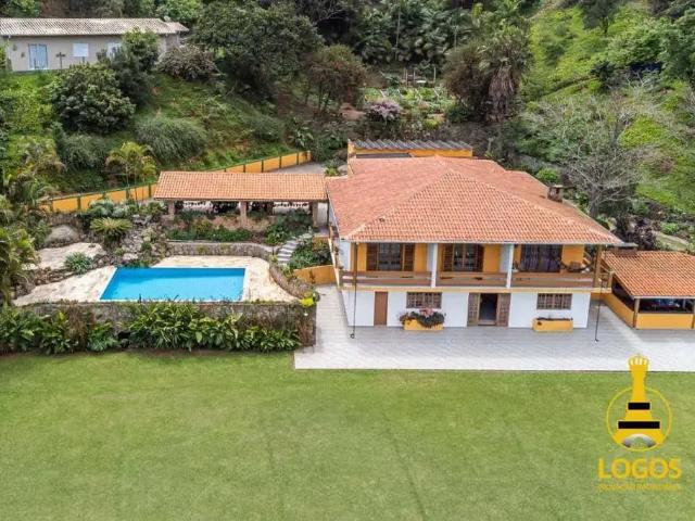 Sítio / Chácara para Venda em Atibaia/SP Portão 4 Quartos