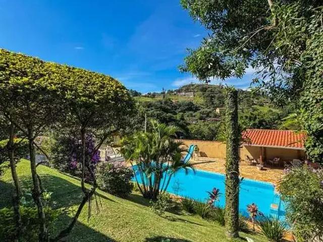 Sítio / Chácara para Venda em Atibaia/SP Tanque 5 Quartos