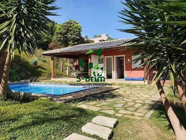 Sítio / Chácara para Venda em Atibaia/SP Tanque 3 Quartos