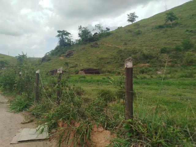 Sítio / Chácara para Venda em Atílio Vivácqua/ES Centro