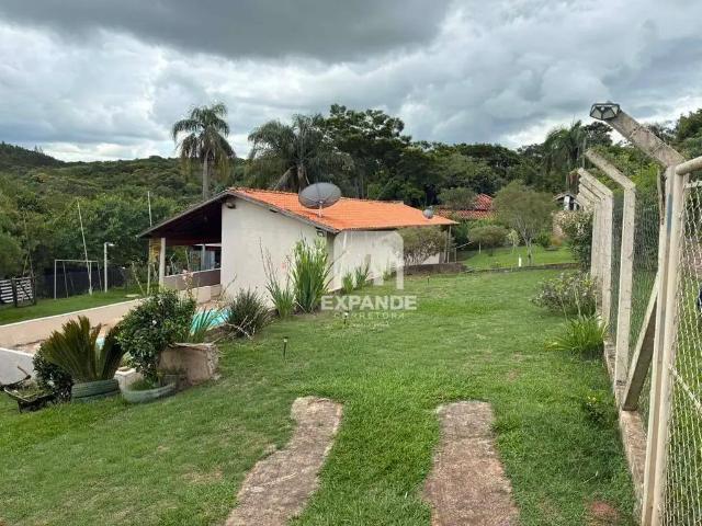 Sítio / Chácara para Venda em Botucatu/SP Chácara Recreio Vista Alegre 3 Quartos