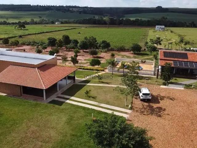Sítio / Chácara para Venda em Botucatu/SP Jardim São José Rubião Junior 3 Quartos