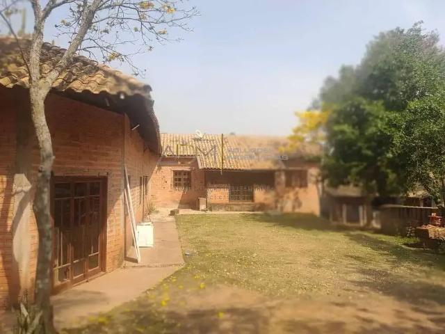 Sítio / Chácara para Venda em Botucatu/SP Parque dos Pinheiros 3 Quartos