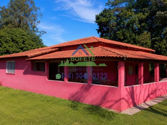 Sítio / Chácara para Venda em Bofete, Área Rural de Bofete, 4 dormitórios, 1 suíte, 3 banheiros, 3 v