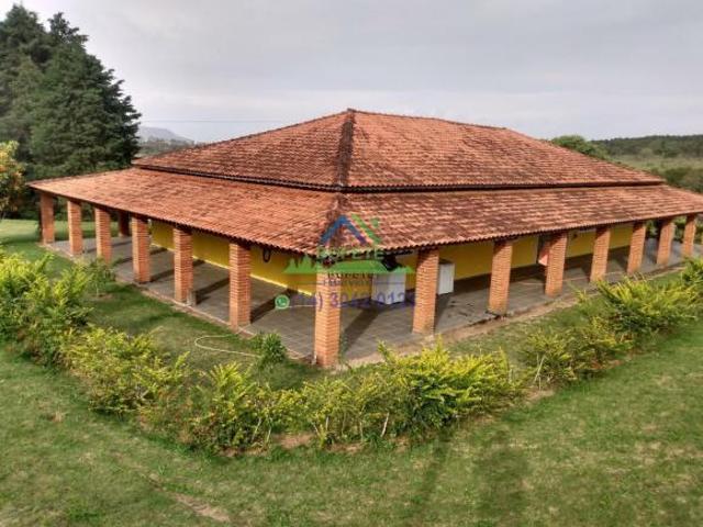 Sítio / Chácara para Venda em Bofete, Campo Alegre, 4 dormitórios, 3 banheiros, 2 vagas