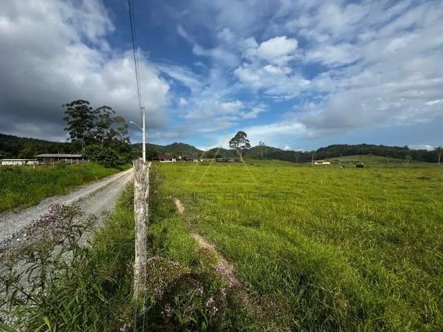 Sítio / Chácara para Venda em Balneário Piçarras/SC Lagoa