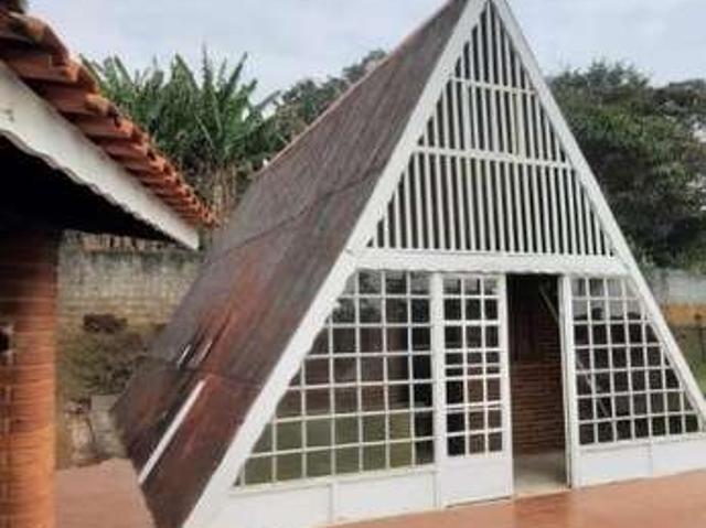 Sítio / Chácara para Venda em Bragança Paulista/SP Pinheirais 3 Quartos