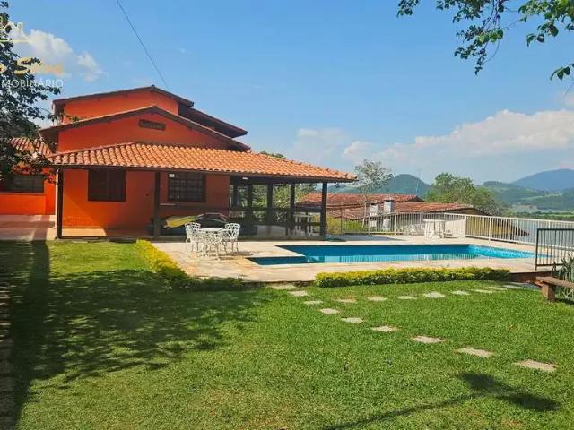 Sítio / Chácara para Venda em Bragança Paulista/SP Serrinha 3 Quartos