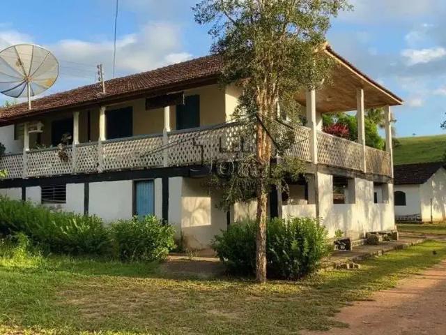 Sítio / Chácara para Venda em Governador Valadares/MG Zona Rural 4 Quartos