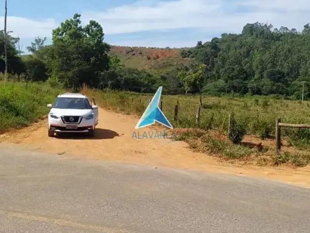 Sítio / Chácara para Venda em Governador Valadares/MG Floresta 2 Quartos