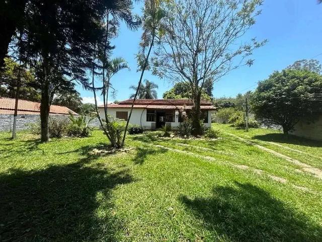 Sítio / Chácara para Venda em Guaratinguetá/SP Bom Jardim I 4 Quartos