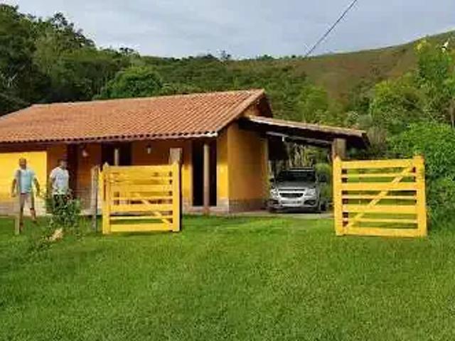 Sítio / Chácara para Venda em Guaratinguetá/SP Pedreira 2 Quartos