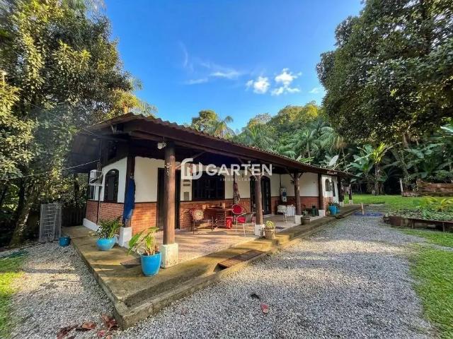 Sítio / Chácara para Venda em Guaratuba/PR Centro 4 Quartos