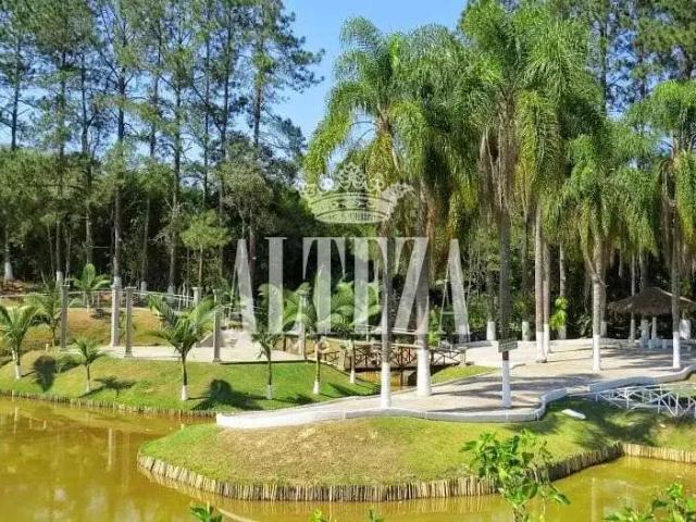 Sítio / Chácara para Venda em Guararema/SP Centro 3 Quartos