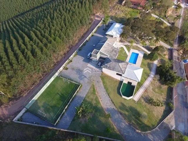Sítio / Chácara para Venda em Guararema/SP Centro 5 Quartos